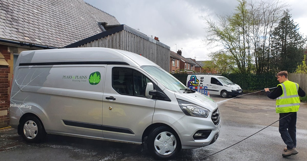 Our spotless vans, thanks to Cre8